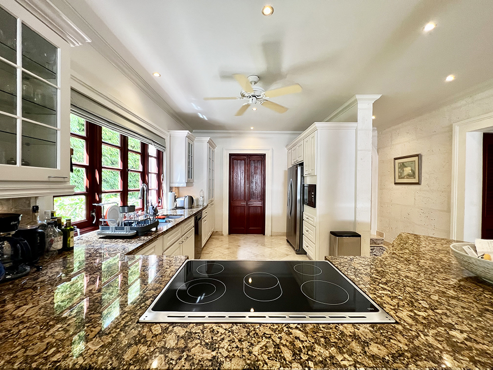 Claridges 10 – Coombes & Co Real Estate